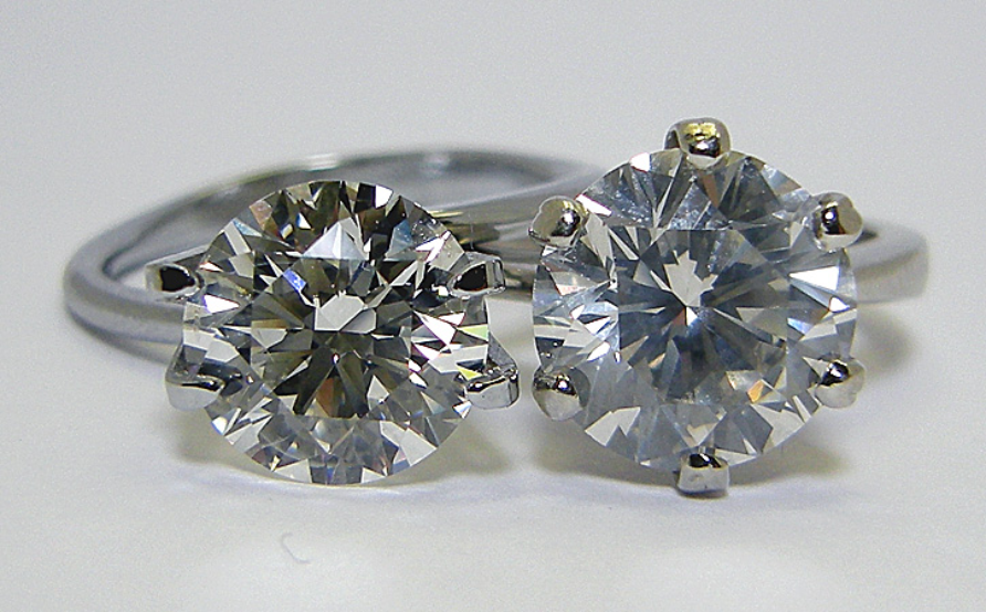 Diamond Clarity - How Diamonds Are Graded - Examples of I1, SI1, SI2 ...
